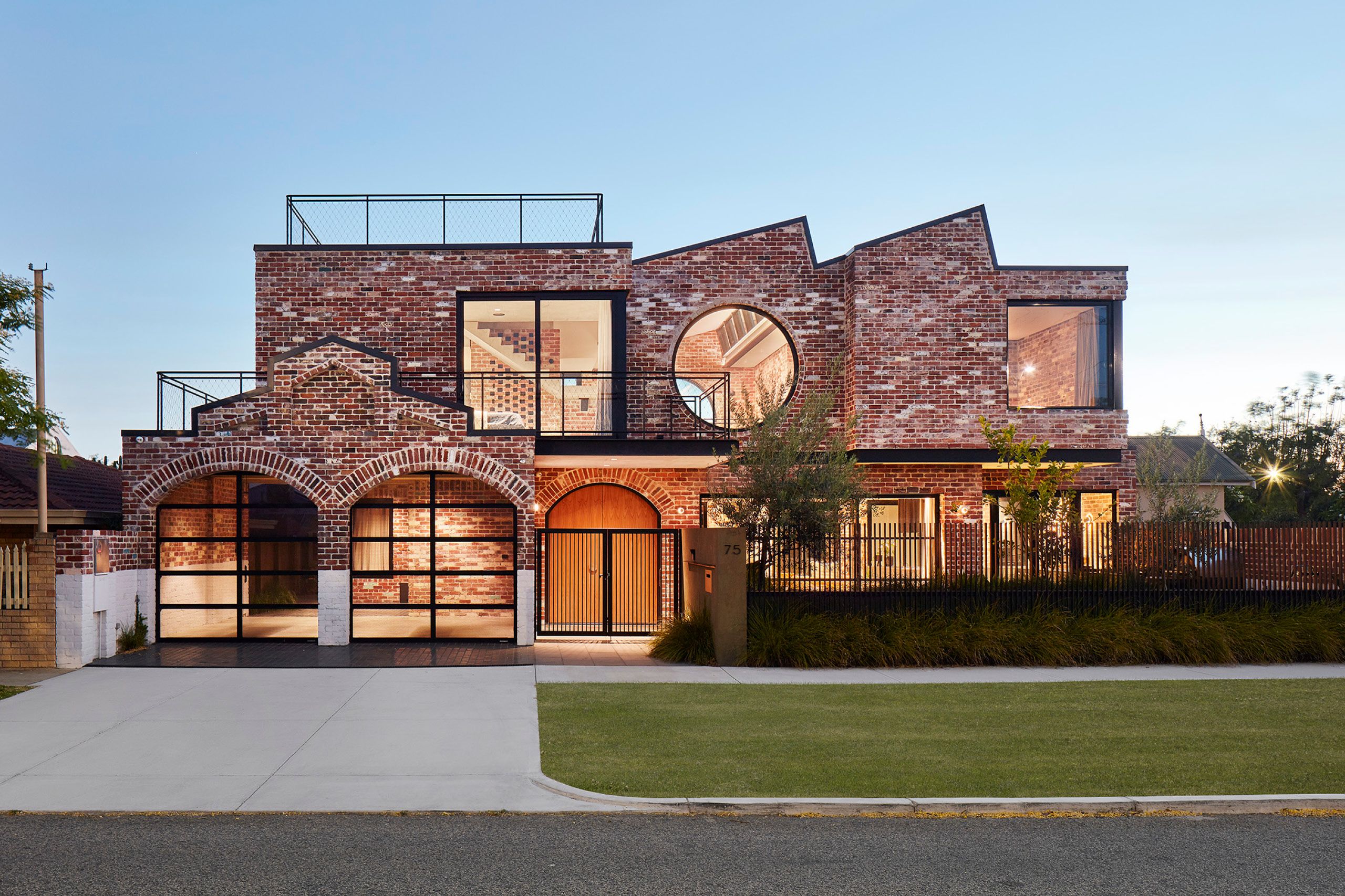 The Guiding Light | Unios